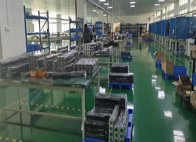 About Us - ALM
